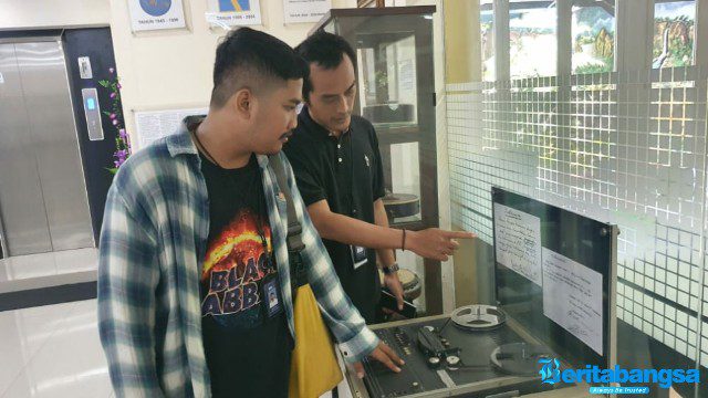 Hari Radio, Mengenal Etalase Sejarah di RRI Surabaya - Media Berita Bangsa