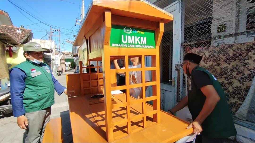 Lazisnu Distribusikan Gerobak UMKM - Media Berita Bangsa