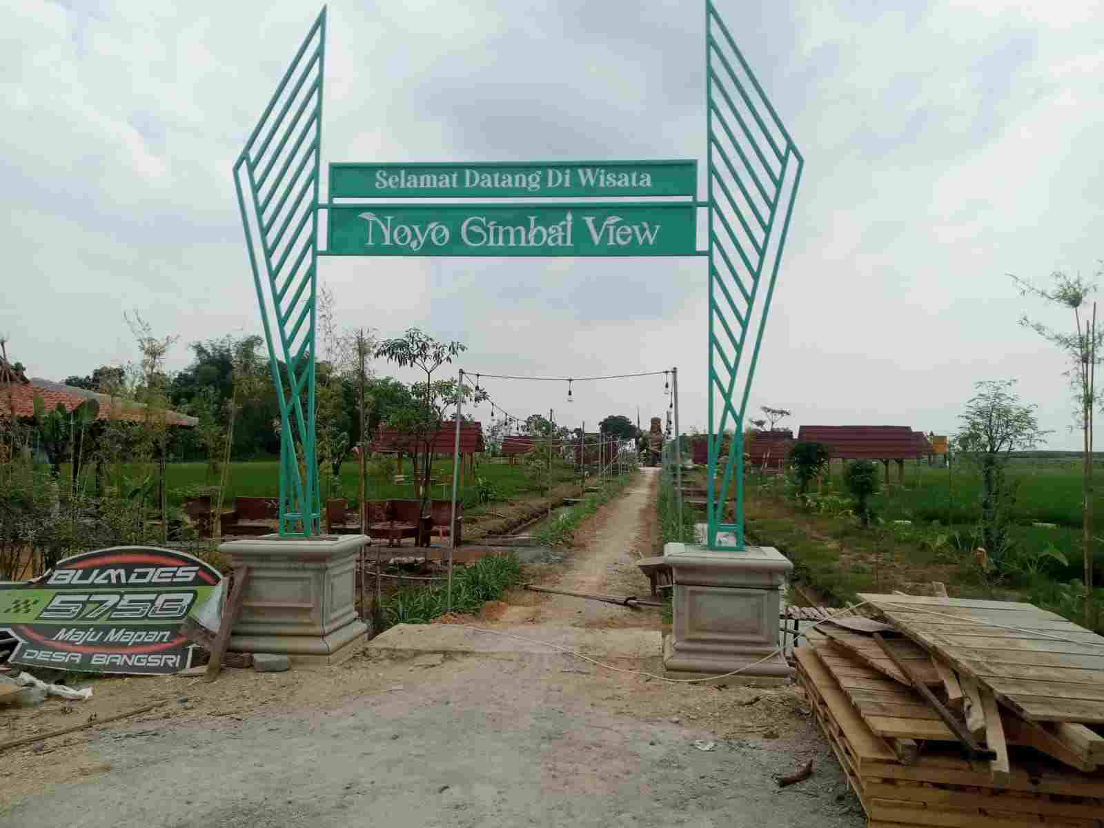 Kades Bangsri Beri Lapangan Kerja, Warga Apresiasi Capaian Kinerja ...