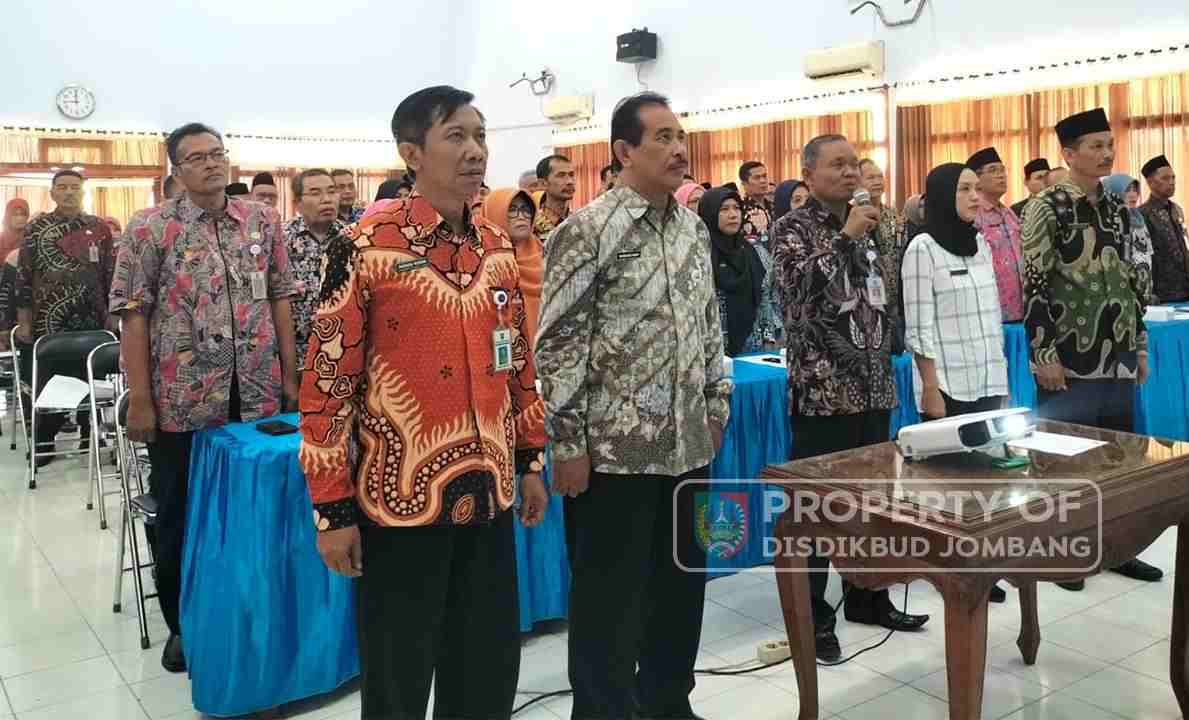 ASN Ngusikan dan Disdikbud Jombang Ikrar Netralitas di Pemilu 2024 - Media Berita Bangsa