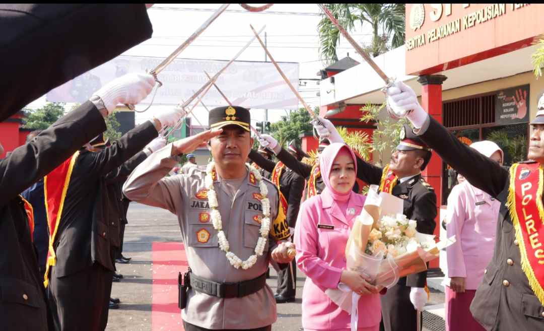 Sertijab Kapolres Blora dan Tradisi Wellcome And Farewell Parade - Media Berita Bangsa