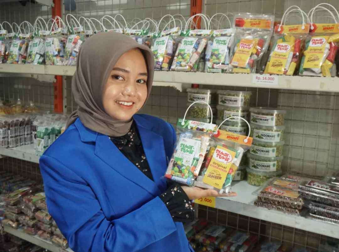 Akademisi Unmuh Jember Bantu Majukan Usaha Suwar-suwir Lokal - Media ...