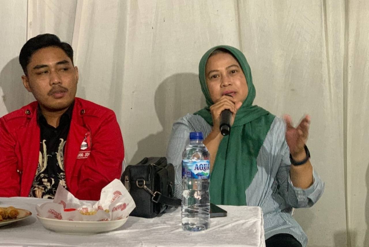 Temui Ratusan Pemuda Jombang, Wiwin Sumrambah Dorong Literasi dan ...